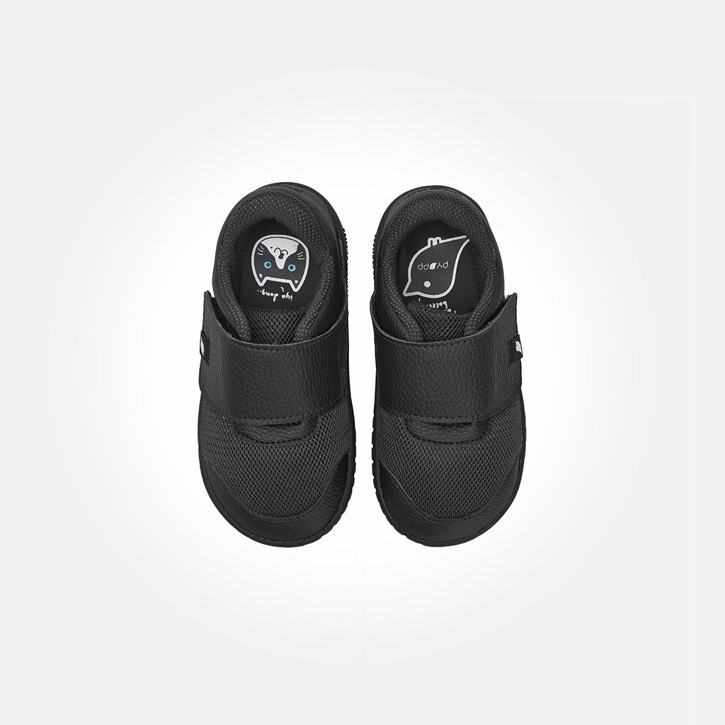 Poco Barefoot Sneakers - Black On Black – Pyopp Barefoot