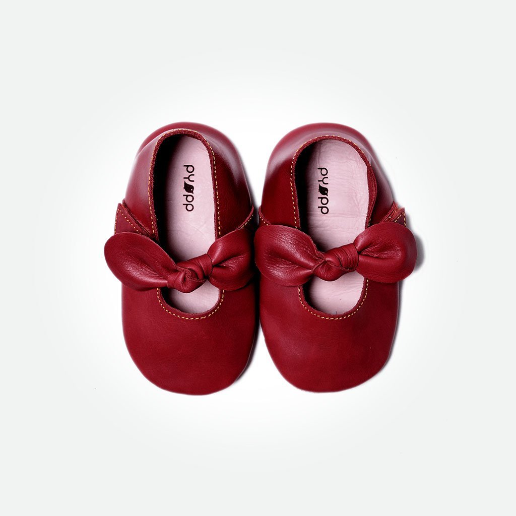 Mary Jane Burgundy – Pyopp Barefoot